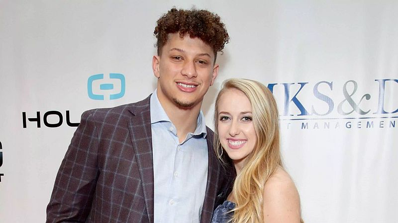 Patrick Mahomes' Girlfriend Brittany Matthews Shows Him Love (Photos ...