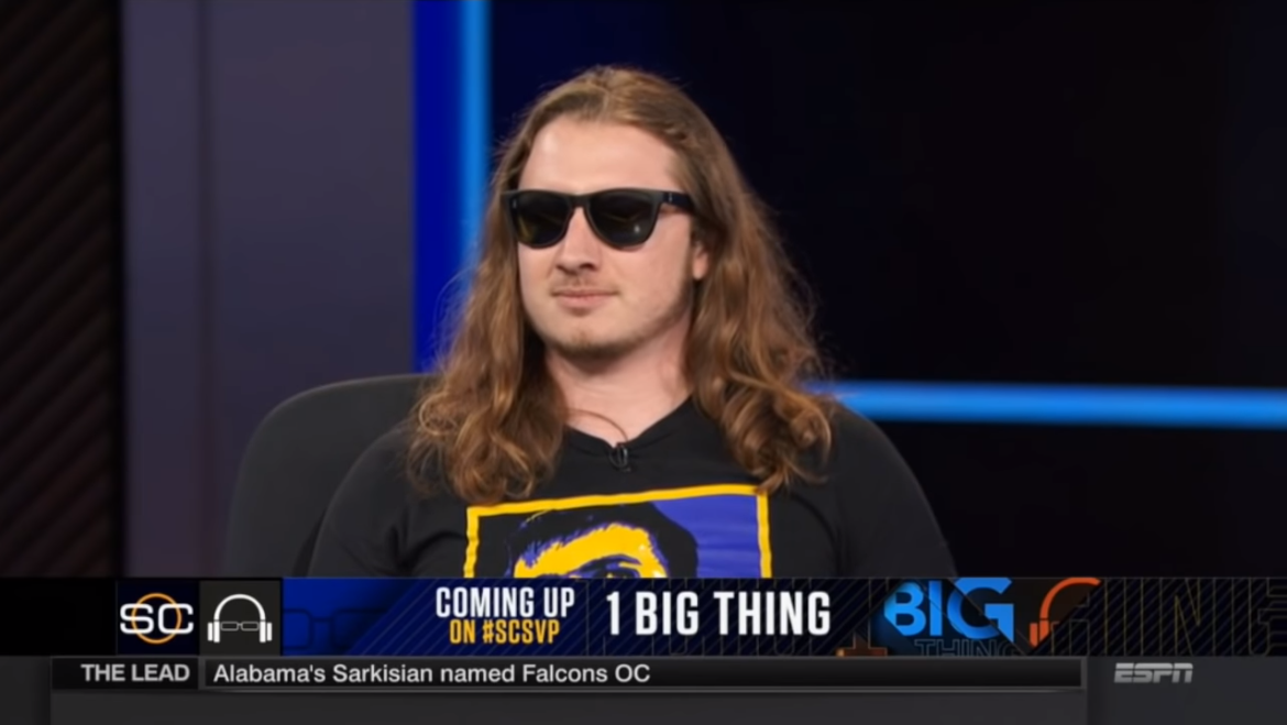 PFT Commenter Leaving Barstool Sports Over Trump Interview? - Game 7