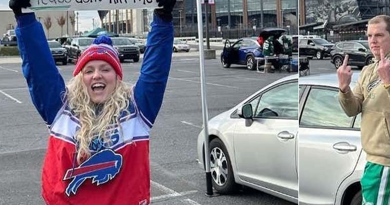 Bills Fan’s Sign About Eagles Fans Causes A Stir (Photos) - Game 7