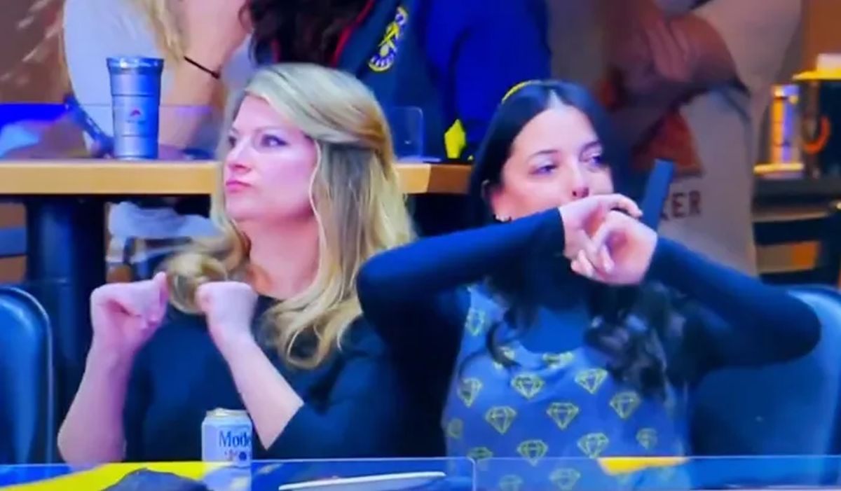 Nba Fan S Explicit Gesture During Nuggets Game Goes Viral Video Game 7