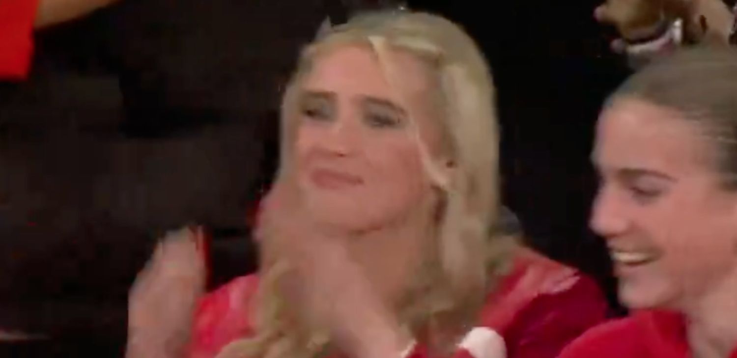 Will Howard's Girlfriend Steals Show During Ohio State's Win Over Notre ...